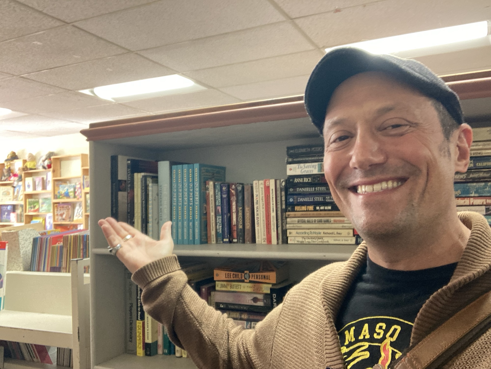 Mr Otto’s Bookstore! – Author Matt Abraham